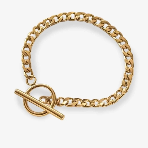 Jewelry | Toggle Chain Bracelet Gold | Poshmark